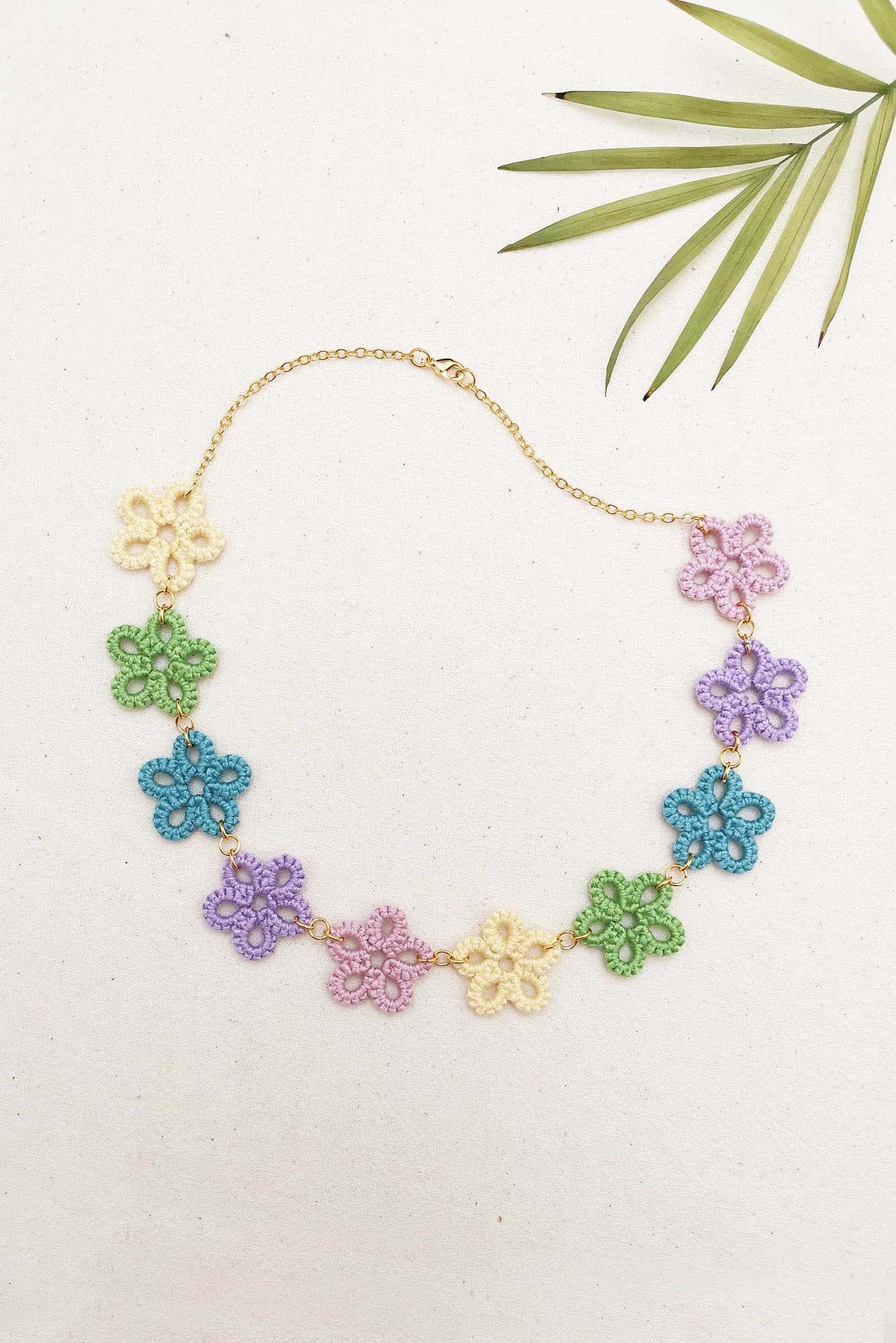 Rainbow daisy necklace store